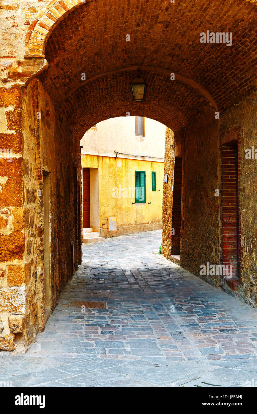 Residential arch hi-res stock photography and images - Alamy