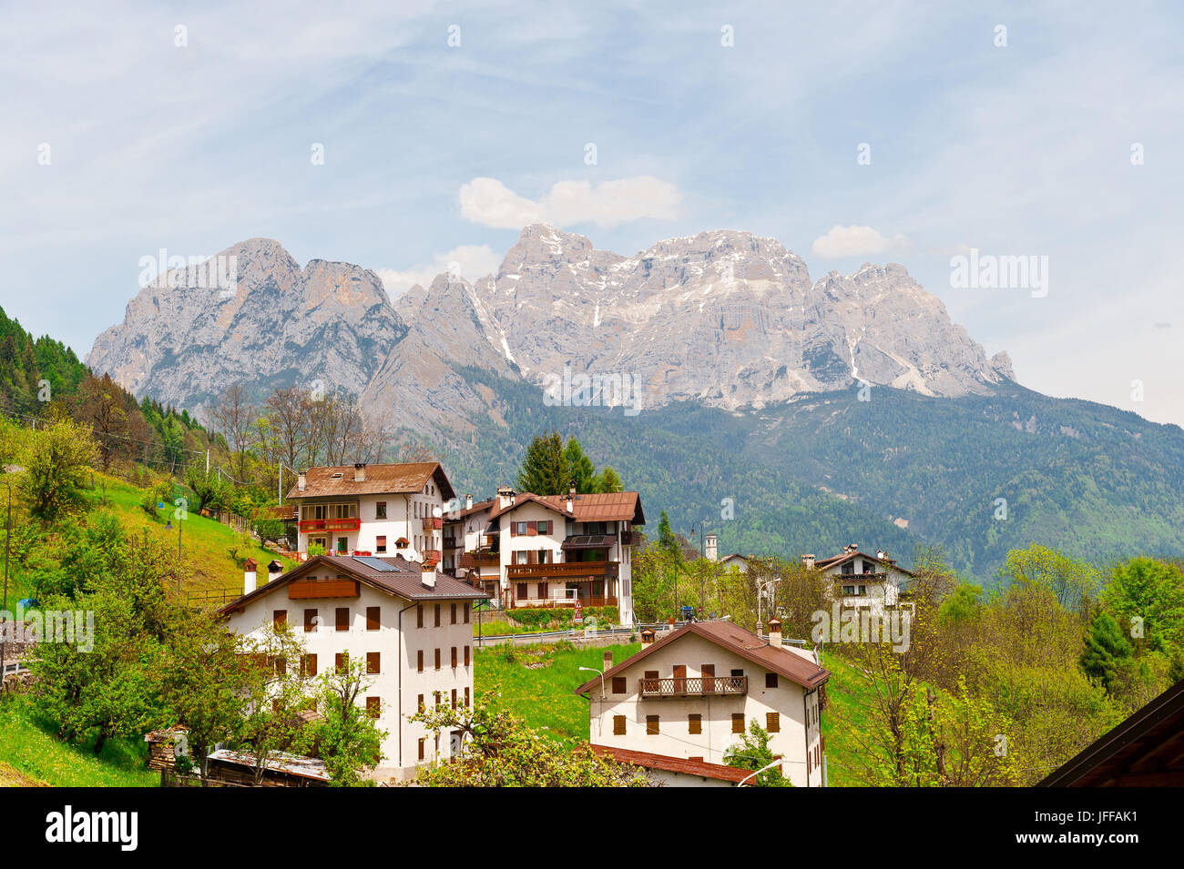 City in the alps hi-res stock photography and images - Alamy