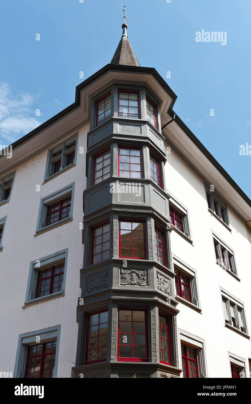 Bay windows hi-res stock photography and images - Alamy