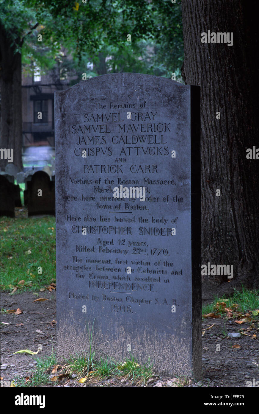 Boston Massacre grave at Granary Burial Ground, Boston National ...
