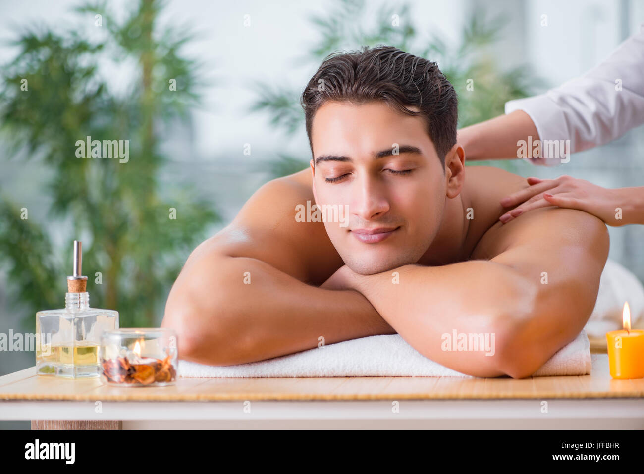 Hot ston hi-res stock photography and images - Alamy