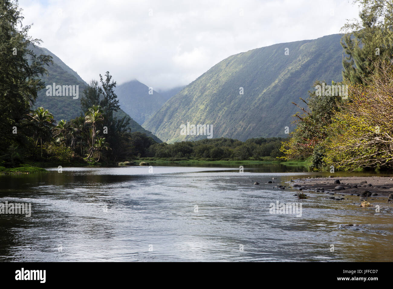 Waipio bay hi-res stock photography and images - Alamy