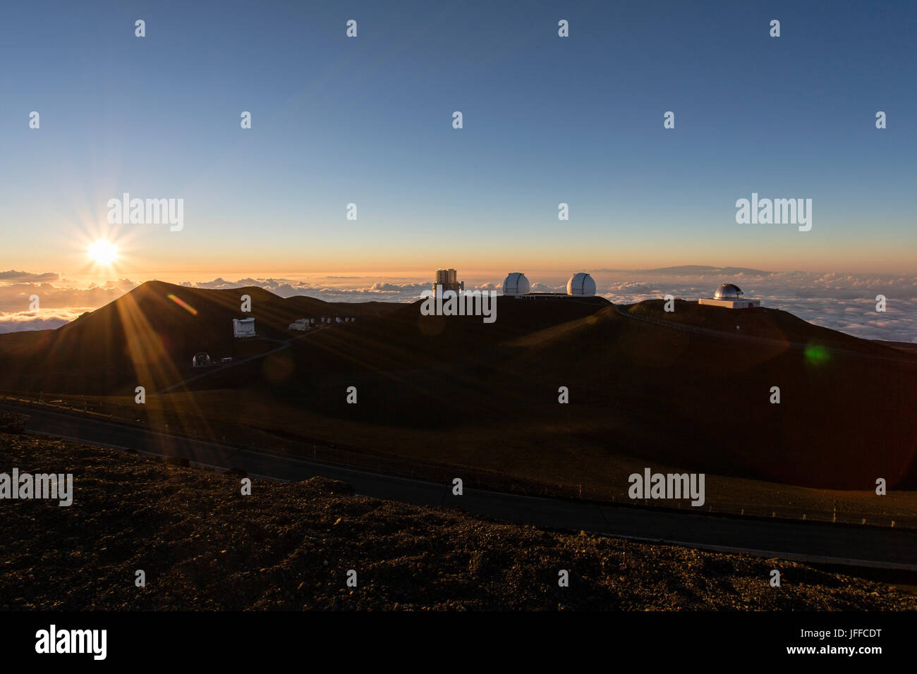 spectacular sunset from mauna kea - hawaii island Stock Photo - Alamy