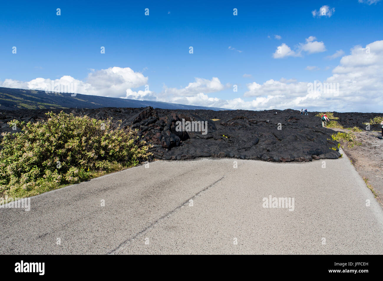 lava over the road - hawaii volcanoes national park Stock Photo - Alamy
