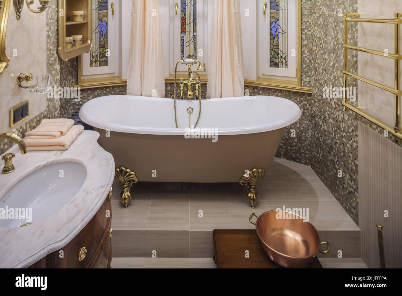 Classic bathroom interior Stock Photo - Alamy