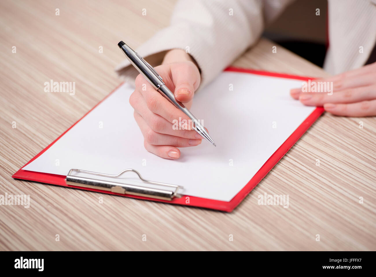 Hands taking notes in the pad Stock Photo - Alamy