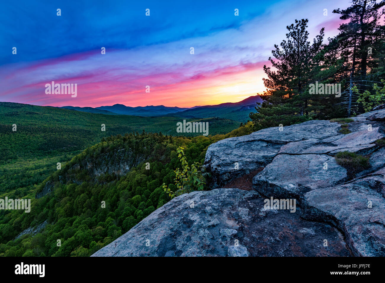 Sunset from ledges atop the Boulder Loop trail, White Mountain National ...