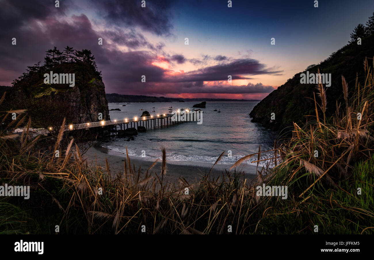 Pacific ocean night sky hi-res stock photography and images - Alamy