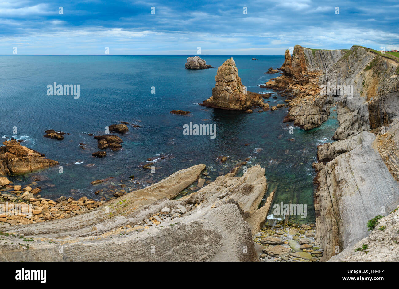 Coastline landscape hi-res stock photography and images - Alamy