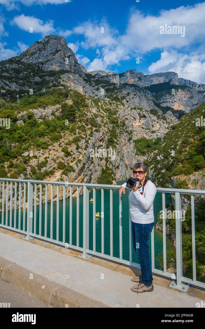 Bridge camera hi-res stock photography and images - Alamy