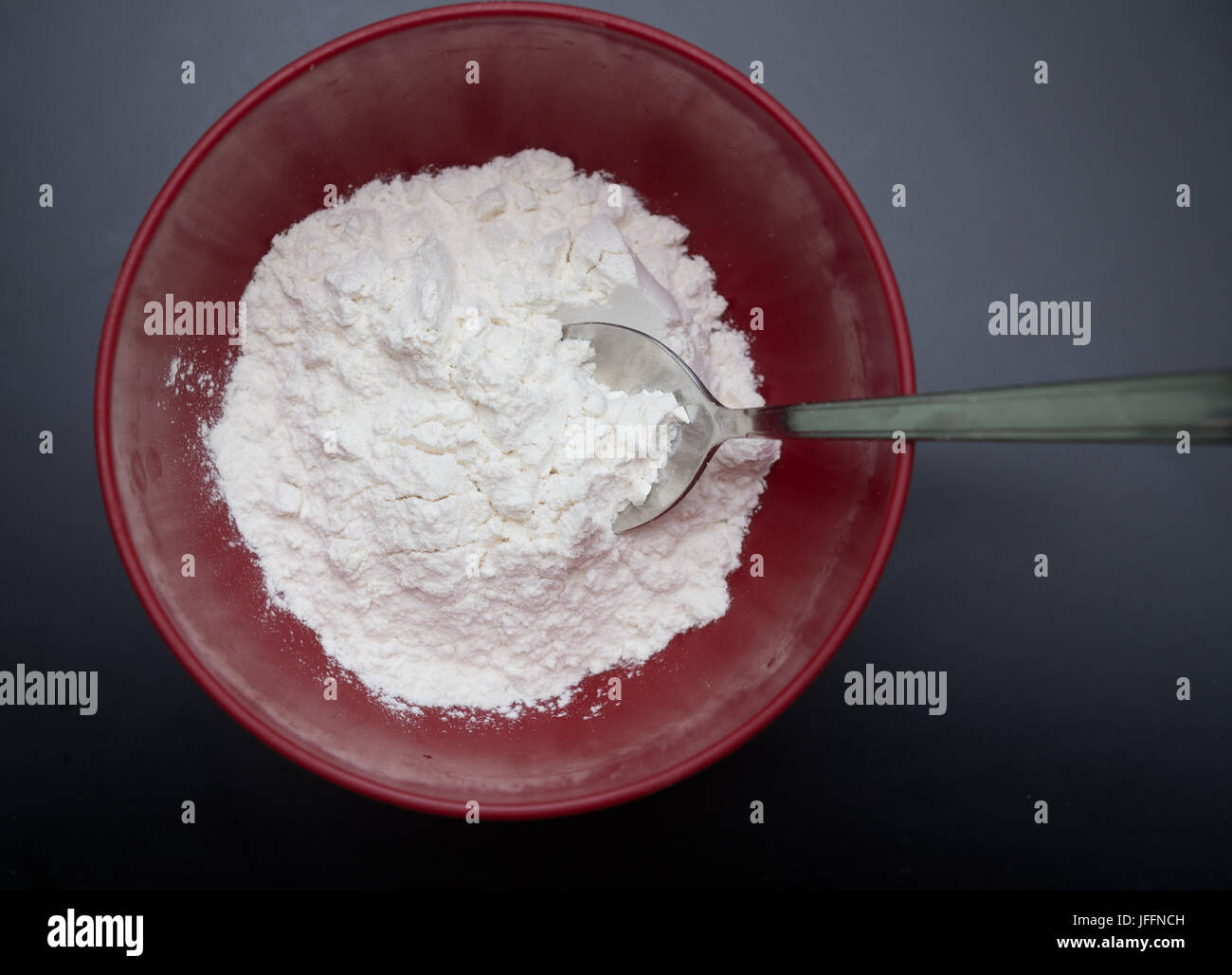 White flour hi-res stock photography and images - Alamy