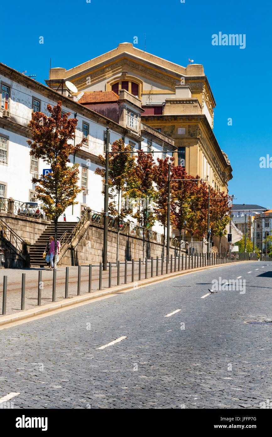 Monuments de porto hi-res stock photography and images - Alamy