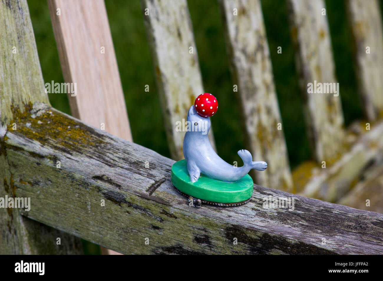 Seal and children hi-res stock photography and images - Alamy