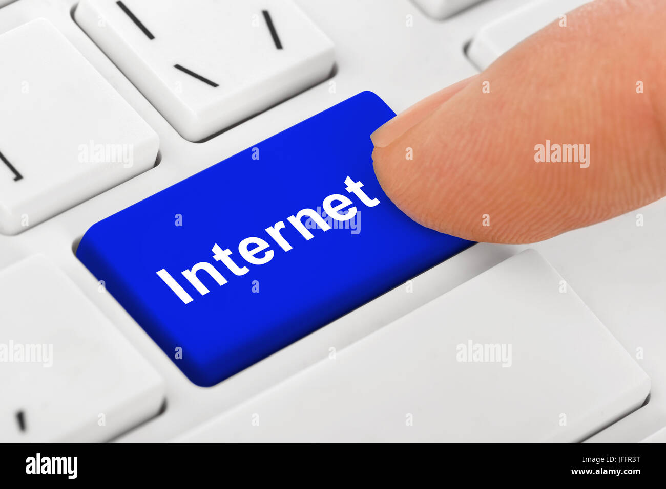 Computer notebook keyboard with Internet key Stock Photo - Alamy