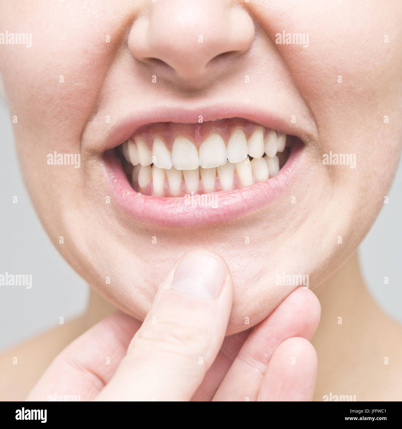checking the teeth Stock Photo - Alamy