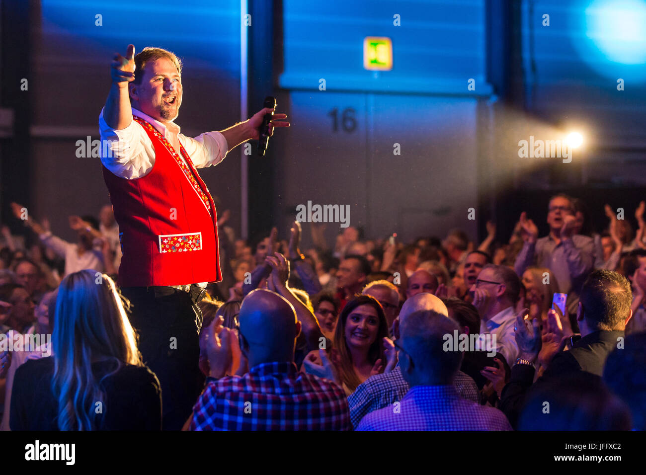 Schlagern hi-res stock photography and images - Alamy