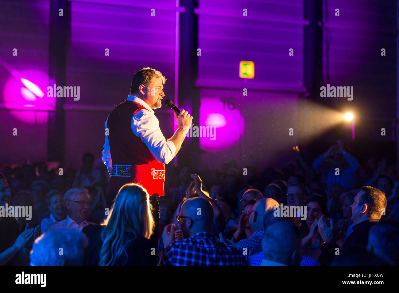 Schlagern hi-res stock photography and images - Alamy