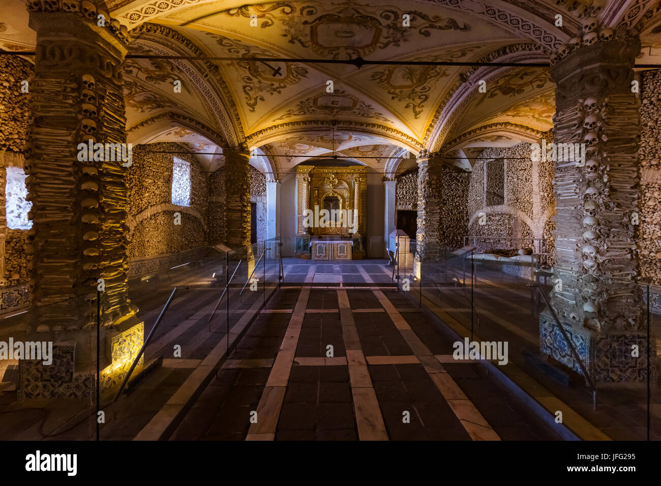 Chapel of the Bones - Evora Portugal Stock Photo - Alamy