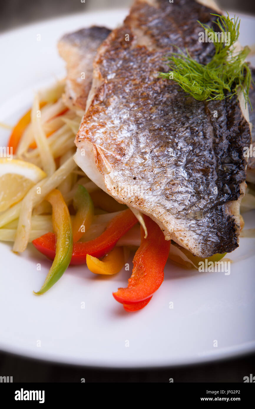 Fillet of sea bream with fennel and pepper Stock Photo - Alamy