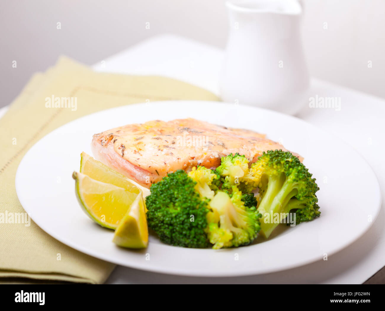 Healthy fish hi-res stock photography and images - Alamy