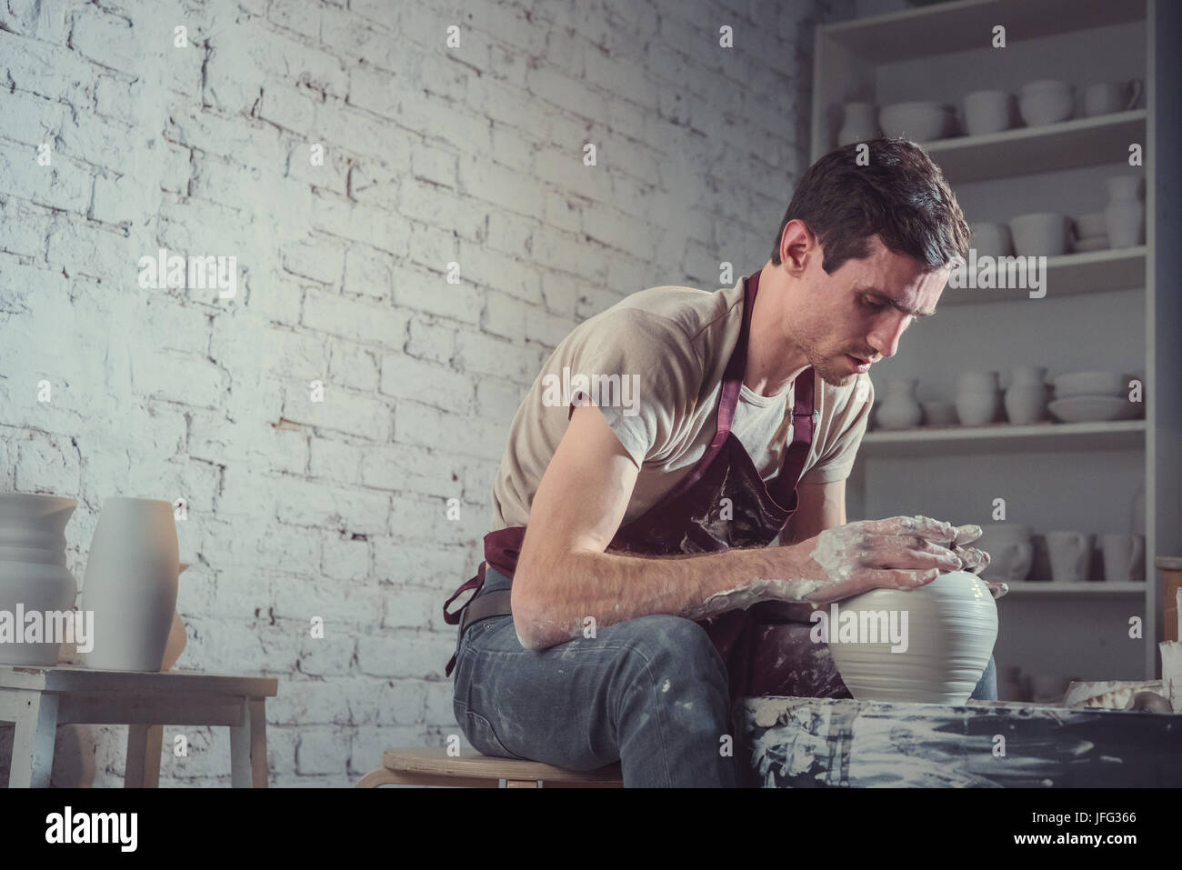 Molding ceramic hi-res stock photography and images - Alamy