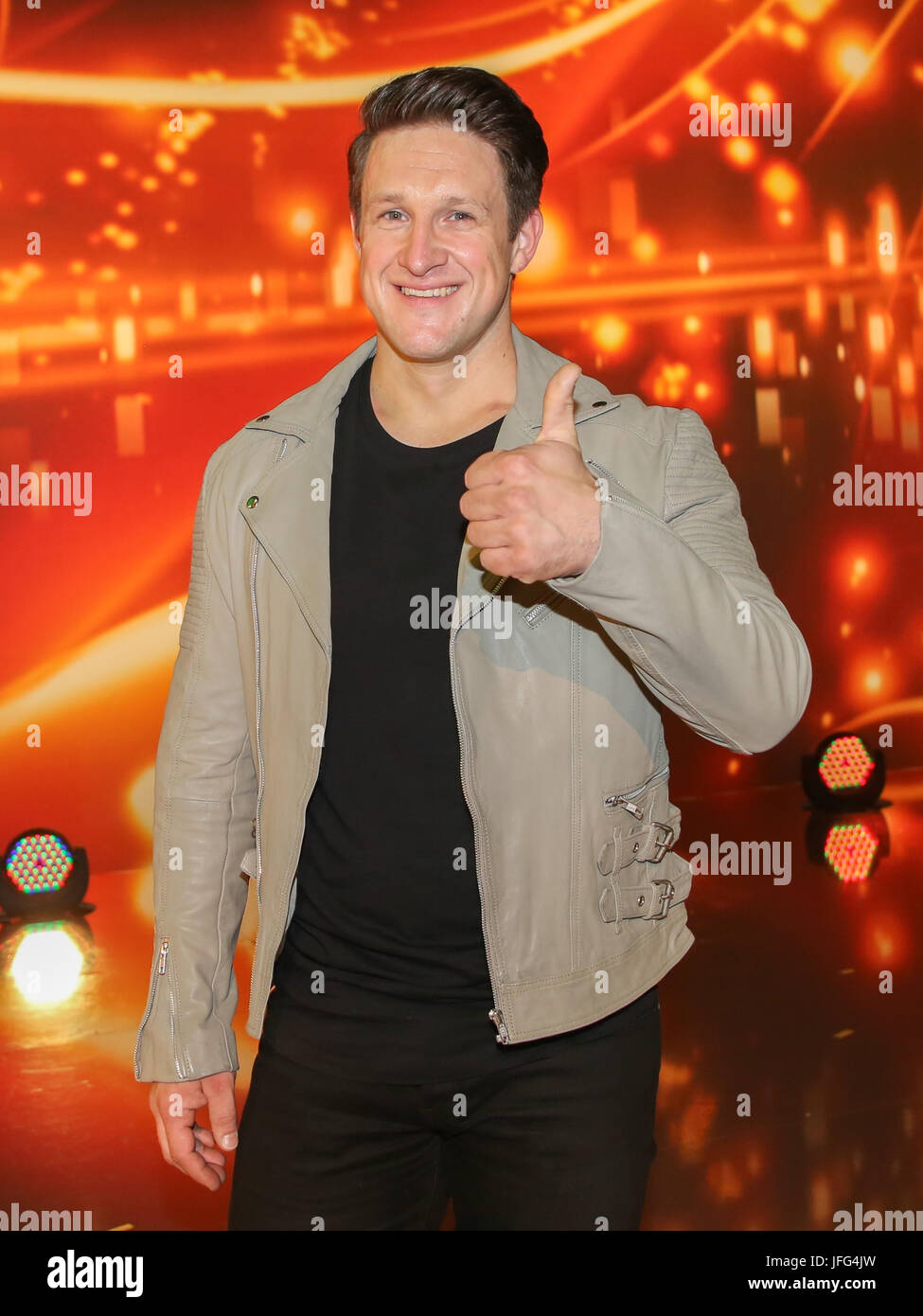 Matt steiner hi-res stock photography and images - Alamy