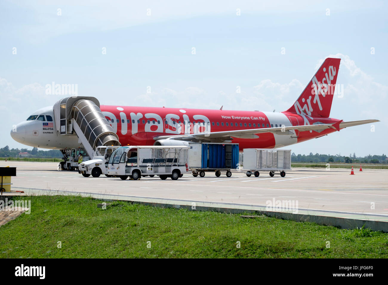 Logo of airasia hi-res stock photography and images - Alamy