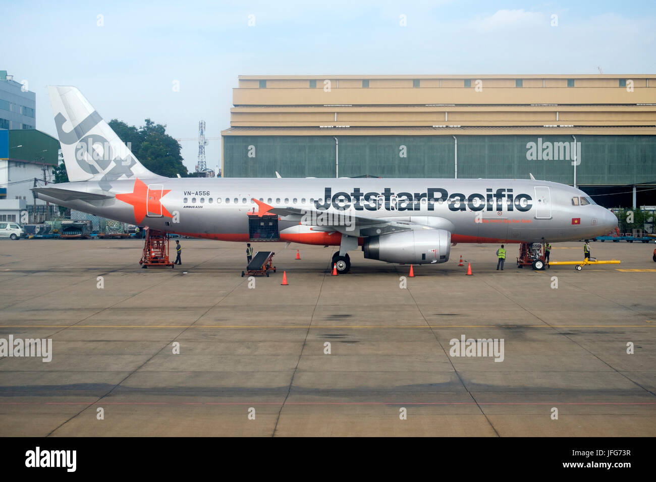 Jetstar Pacific Logo
