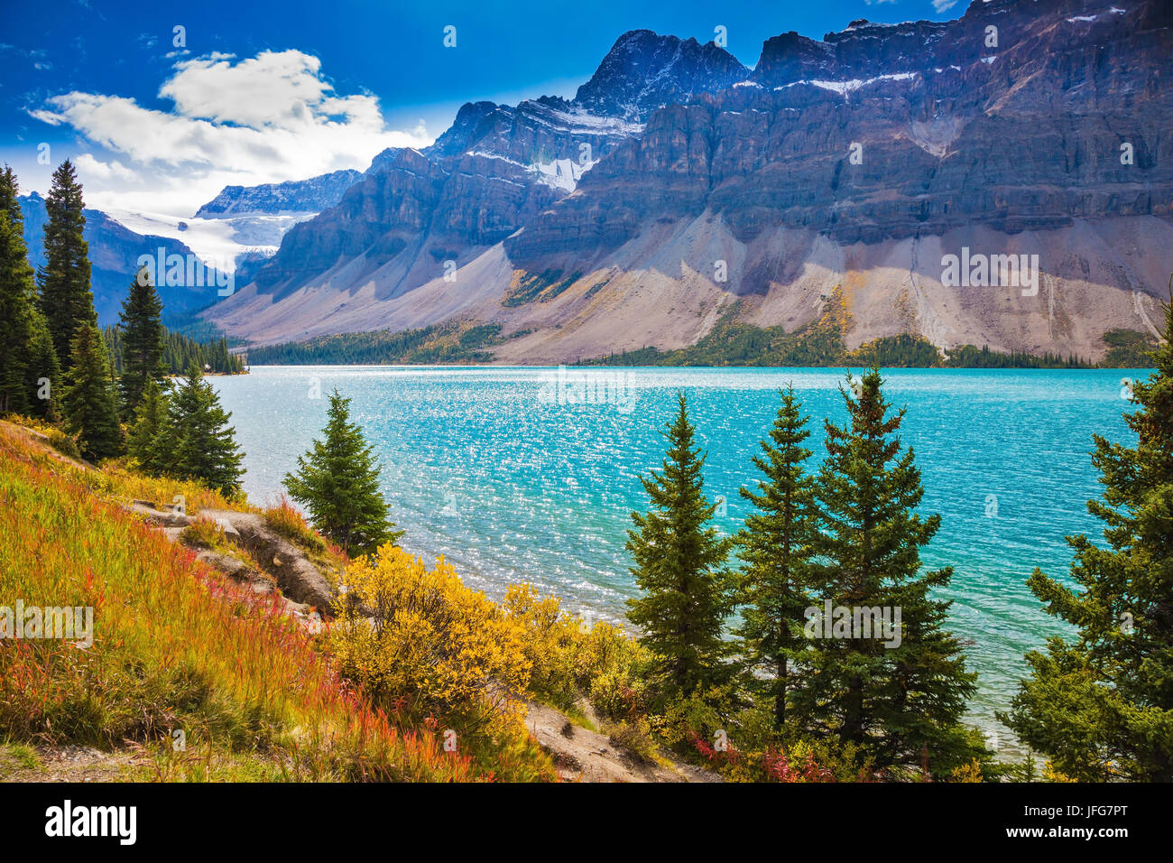 Crowfoot mountain glacier banff national park hi-res stock photography ...