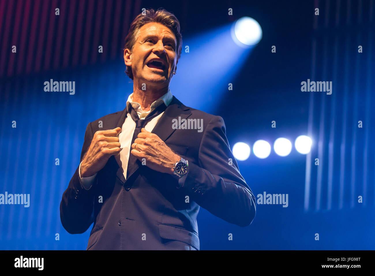 Spence hi-res stock photography and images - Alamy