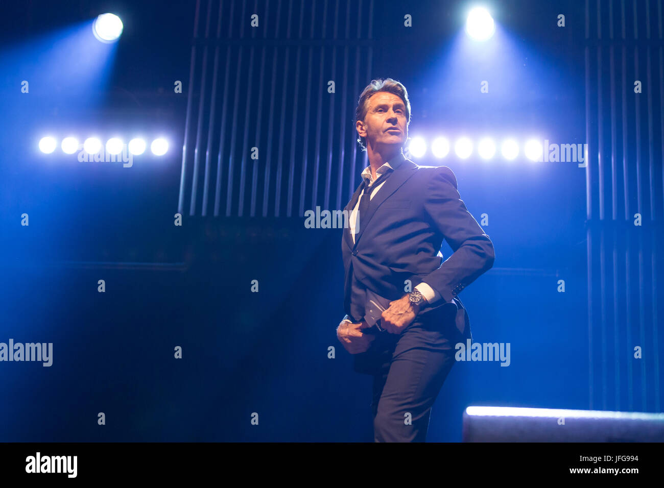 Rob spence hi-res stock photography and images - Alamy