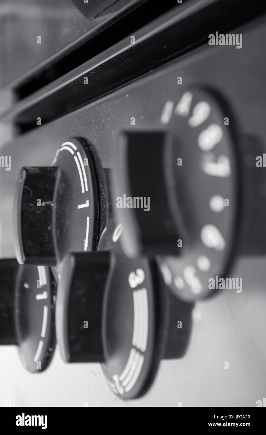 Temperature control oven hi-res stock photography and images - Alamy