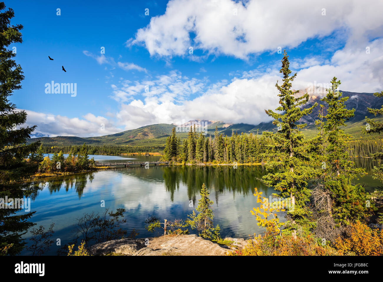 Charming little island in the Pyramid Lake Stock Photo - Alamy