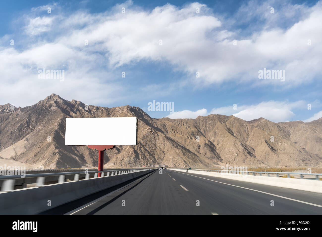 Billboard highway hi-res stock photography and images - Alamy