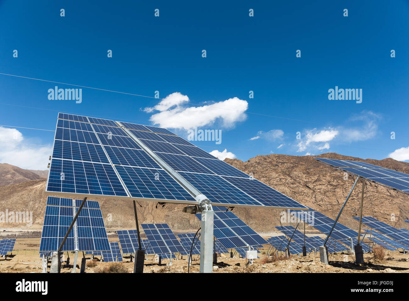 solar energy in tibetan plateau Stock Photo - Alamy