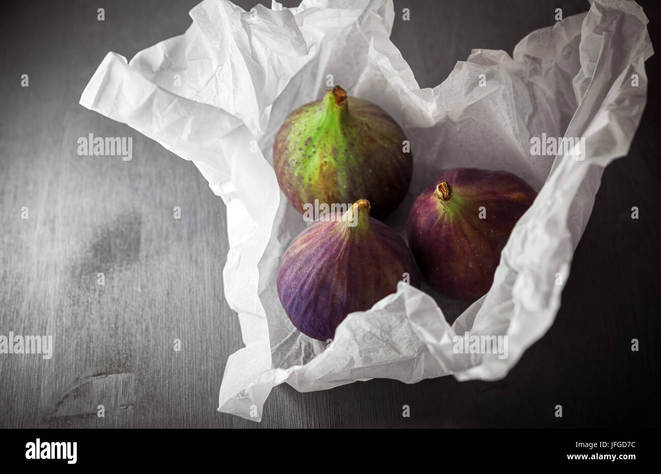 A bunch of Fresh Juicy Figs Stock Photo - Alamy
