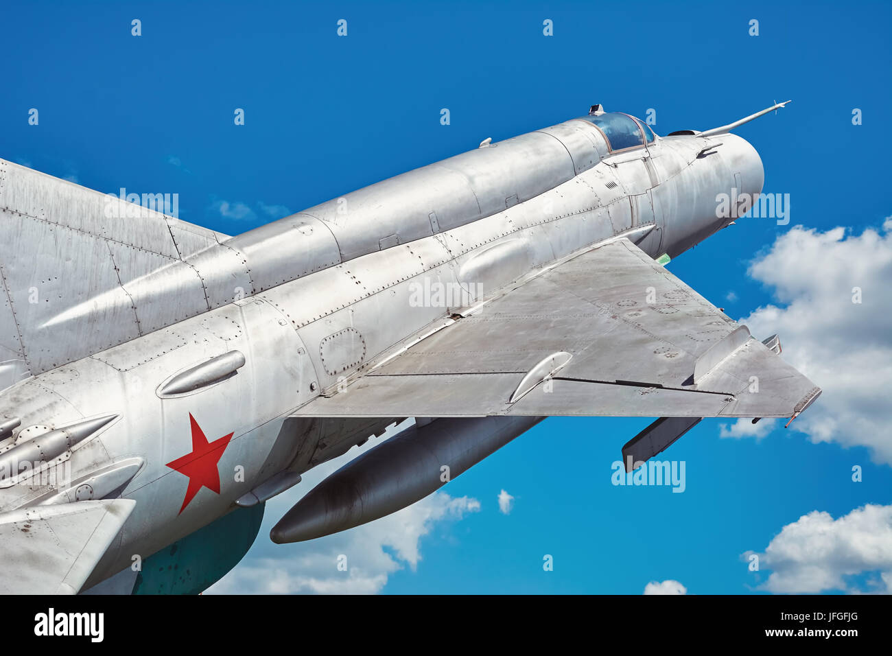 Vintage fighter aircraft fuselage hi-res stock photography and images ...