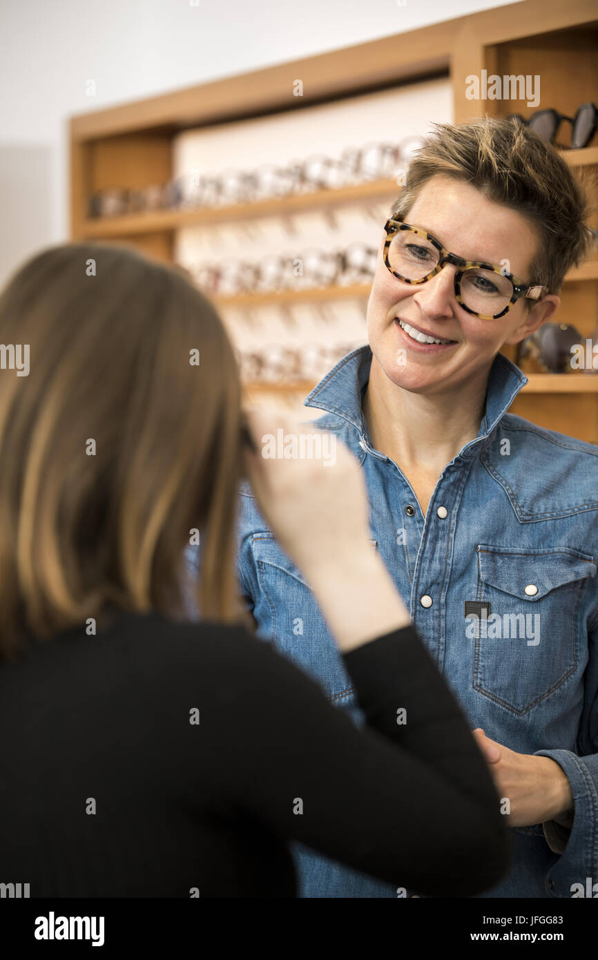 friendly service at the optometry Stock Photo - Alamy