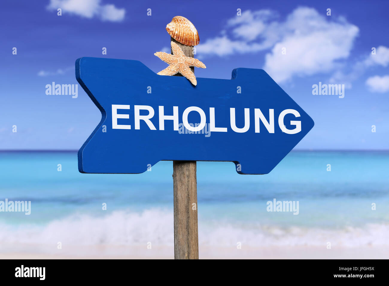 Erholung mit Strand und Meer in den Ferien im Sommer Stock Photo - Alamy