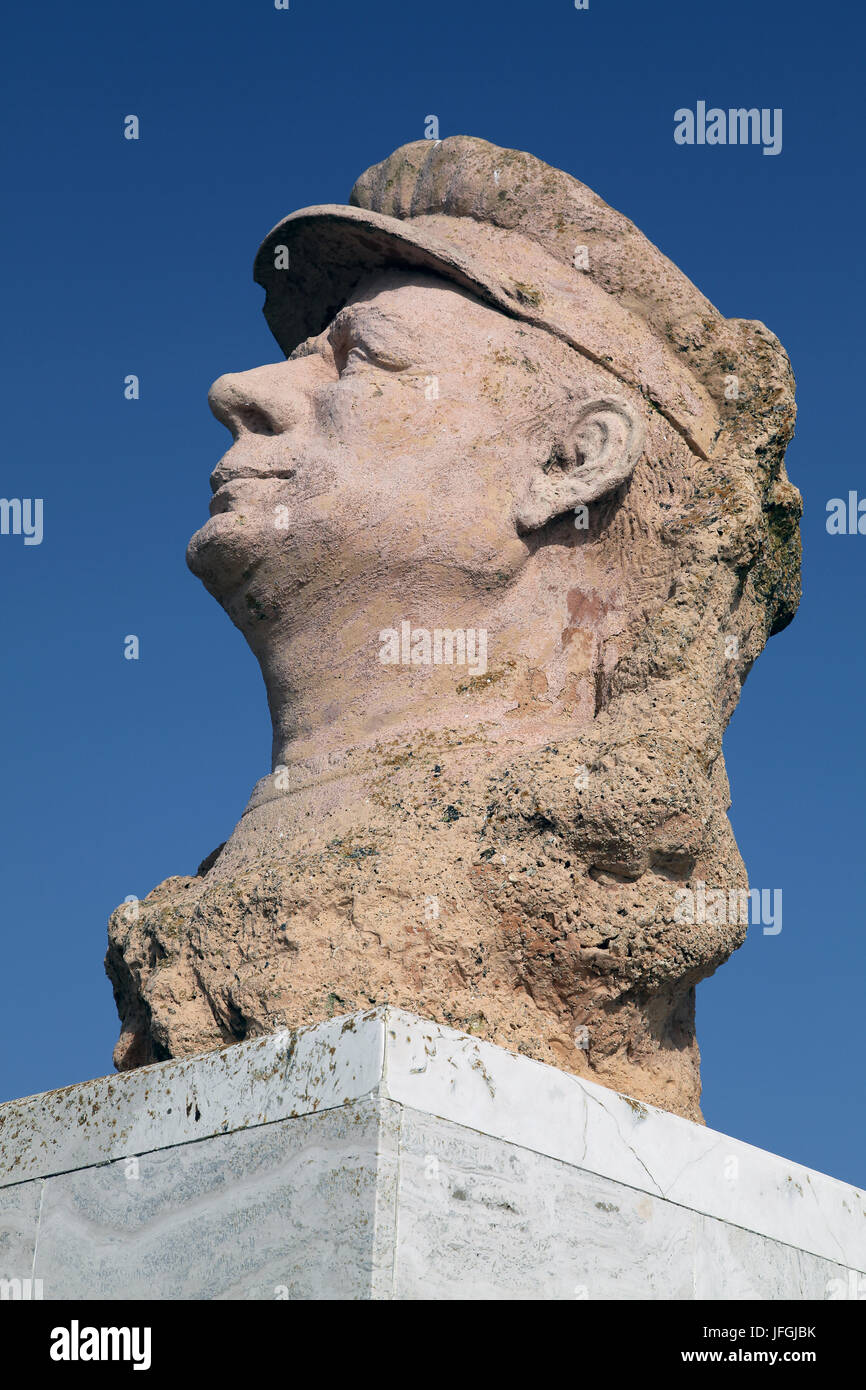 Statue of Jesus Alba Medina Paco Alba in Cadiz Stock Photo - Alamy