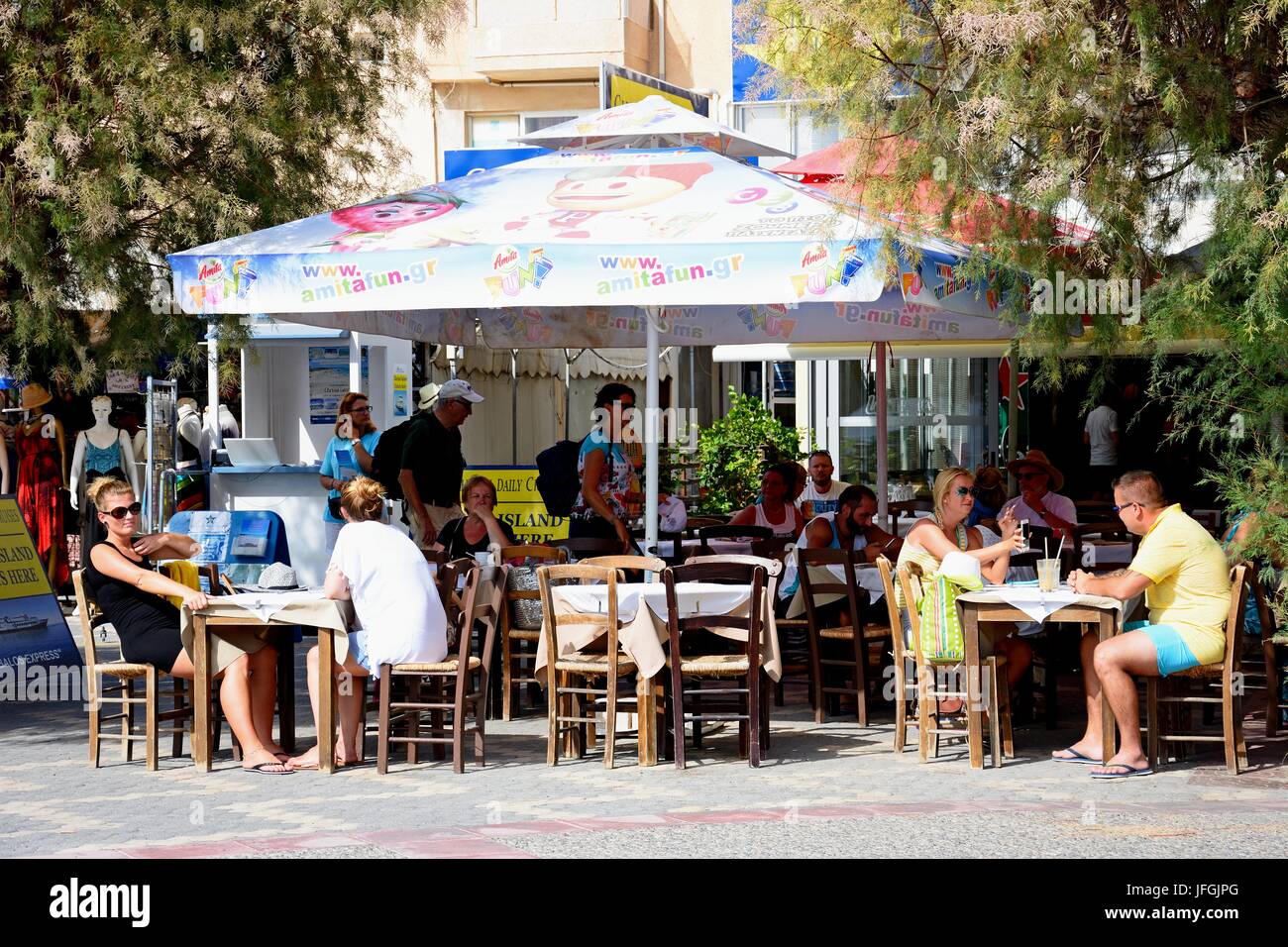 Cafe crete hi-res stock photography and images - Alamy