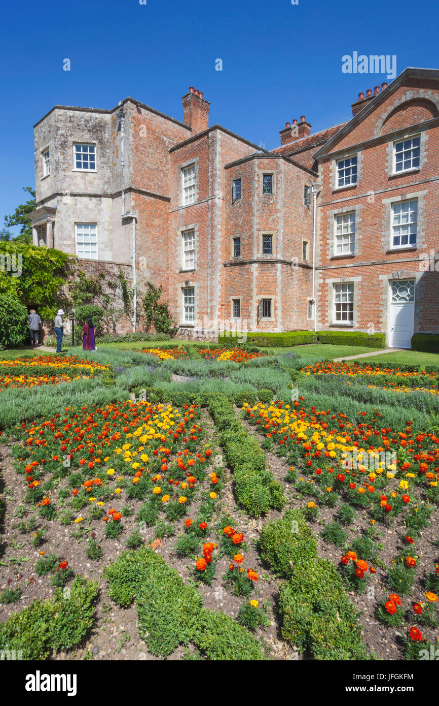 Mottisfont hi-res stock photography and images - Alamy