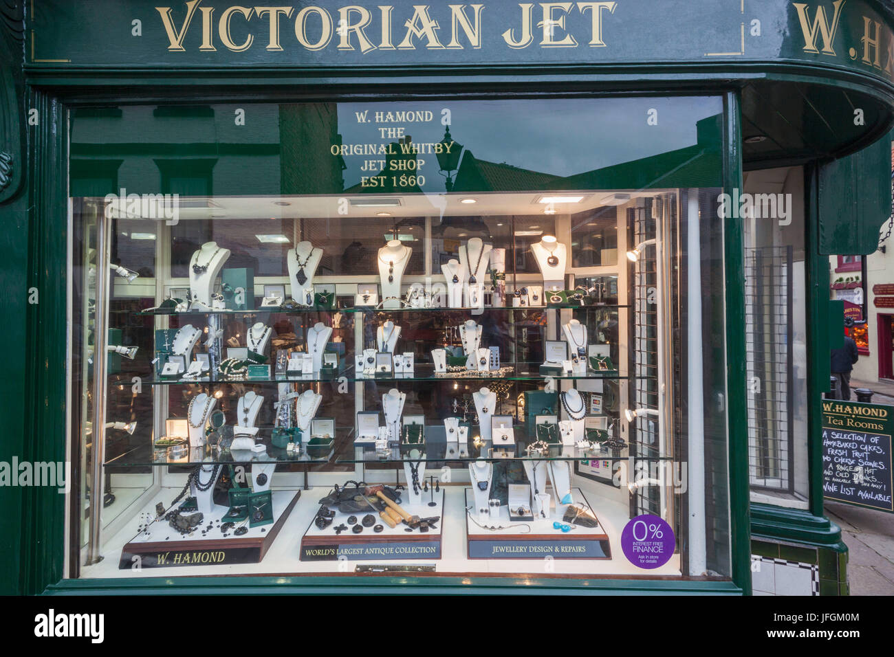 Whitby jet shop hi-res stock photography and images - Alamy