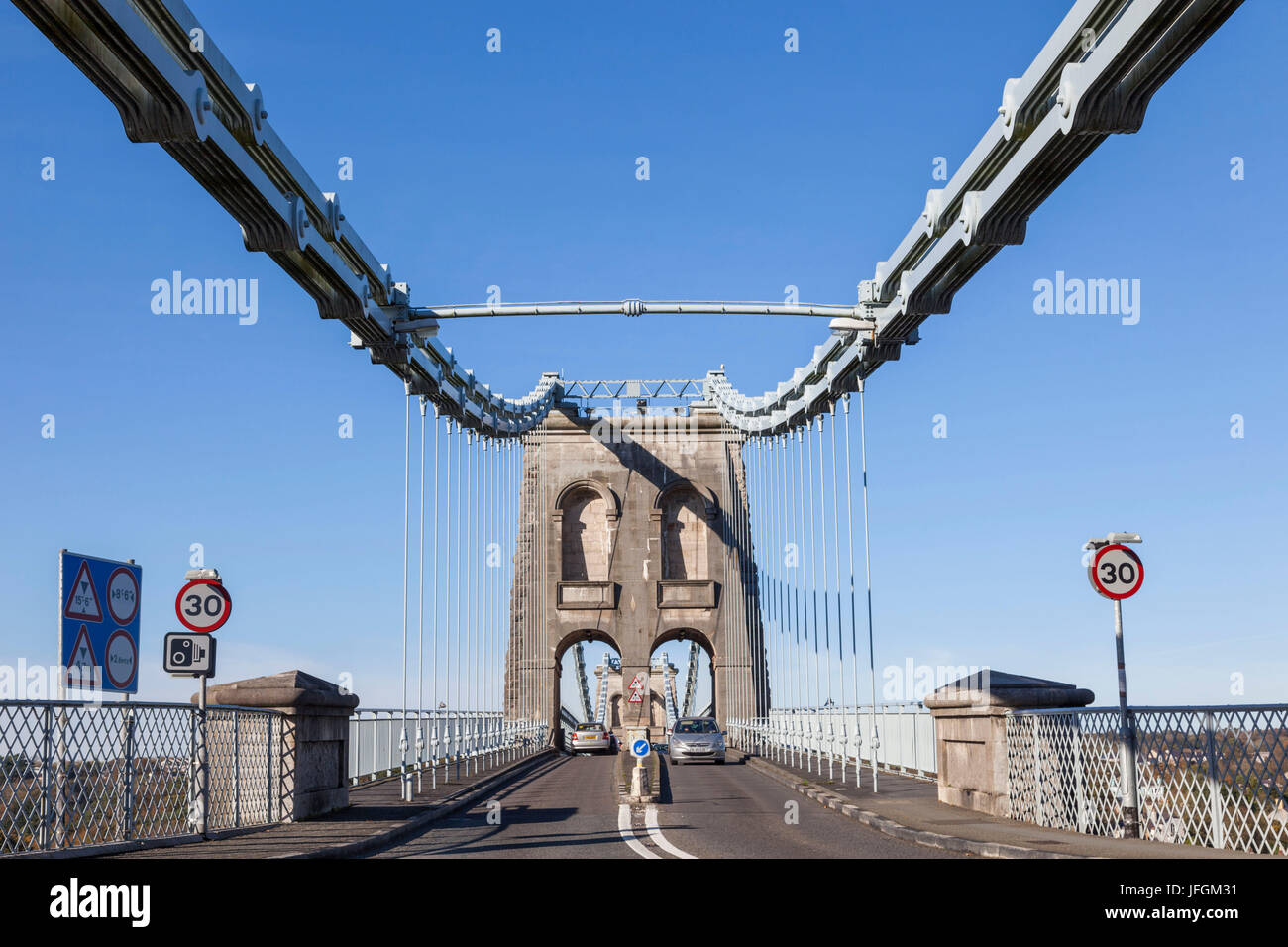Wales, Bangor, Menai Straits Bridge Stock Photo - Alamy
