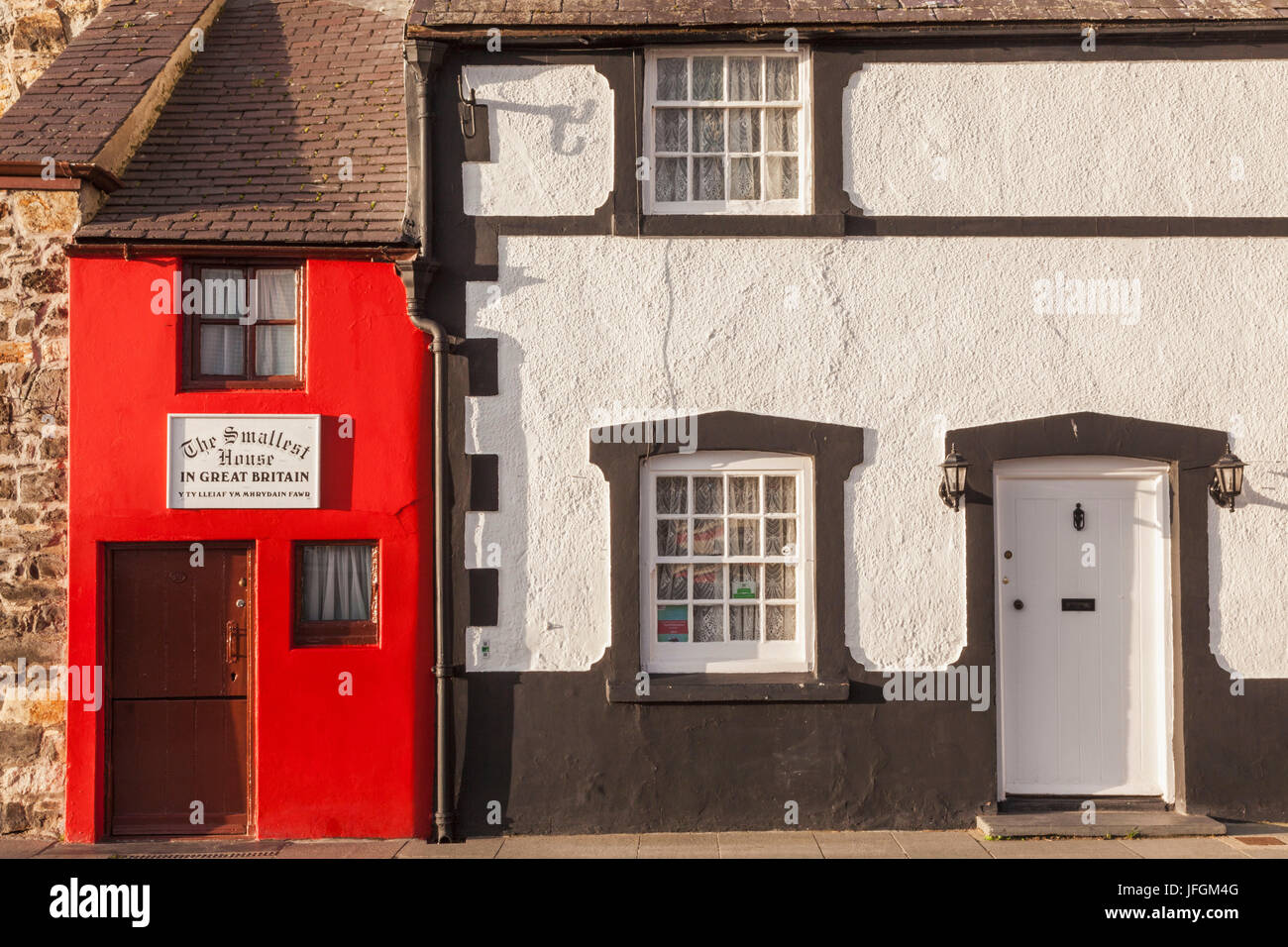 Smallest house conwy wales hi-res stock photography and images - Alamy