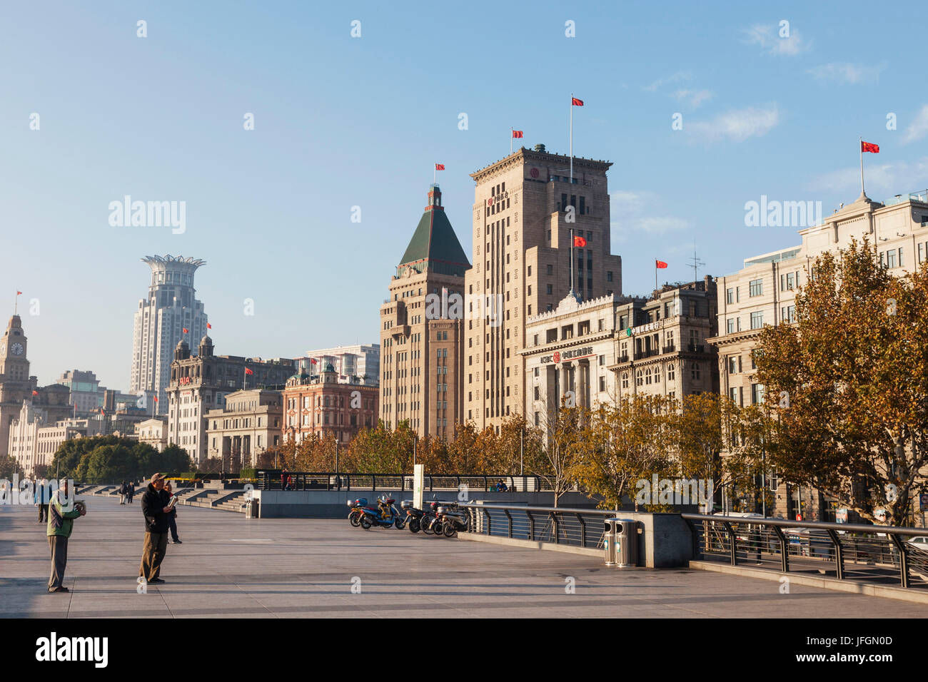 China shanghai bund historical hi-res stock photography and images - Alamy