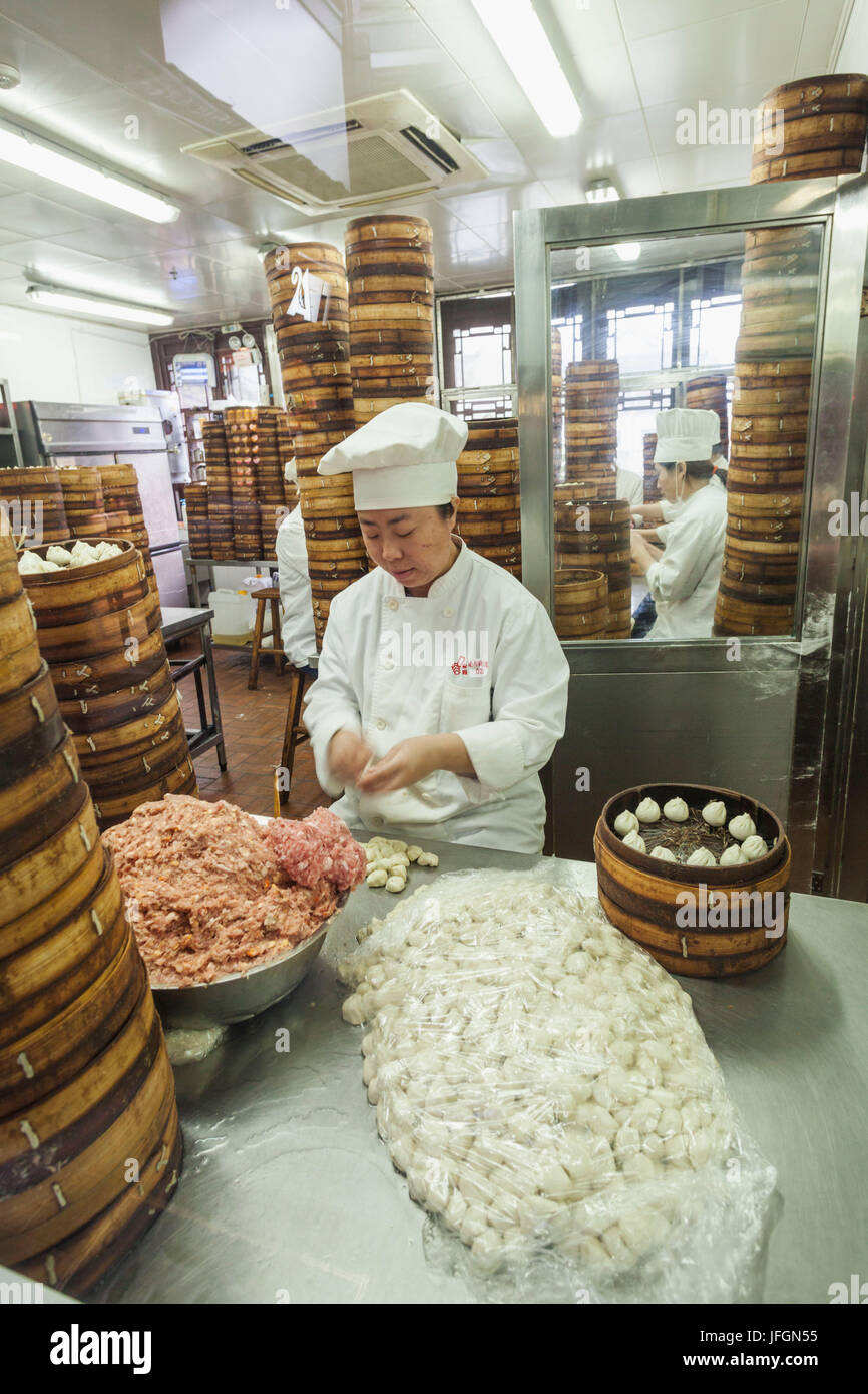 Steamed dumpling shop hi-res stock photography and images - Alamy