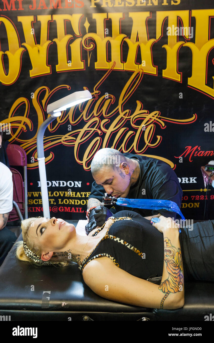 England, London, London Tattoo Convention, Tattooing Stock Photo - Alamy