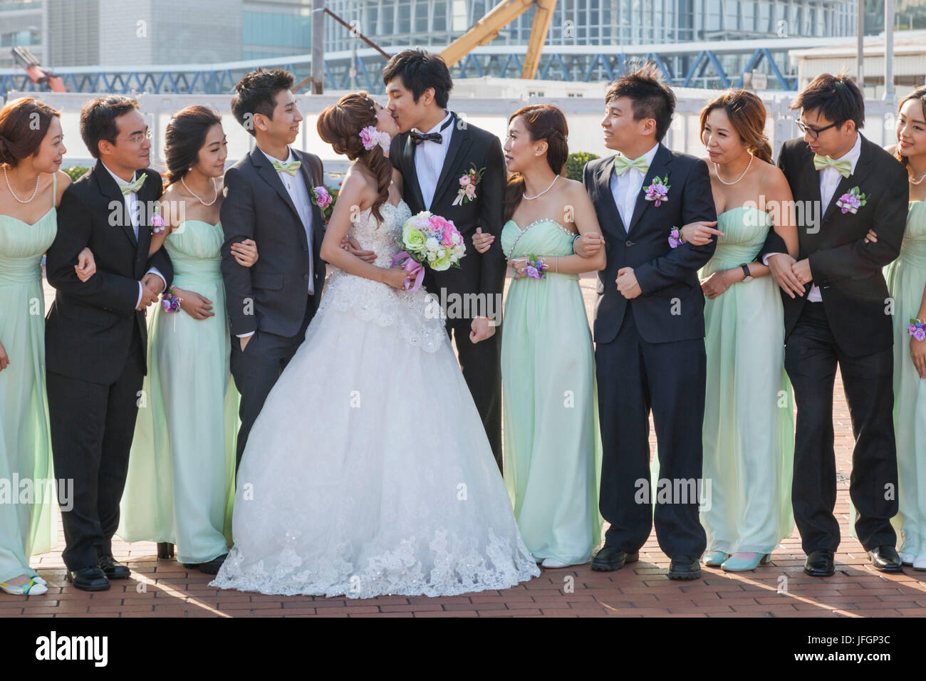 Group wedding hi-res stock photography and images - Alamy
