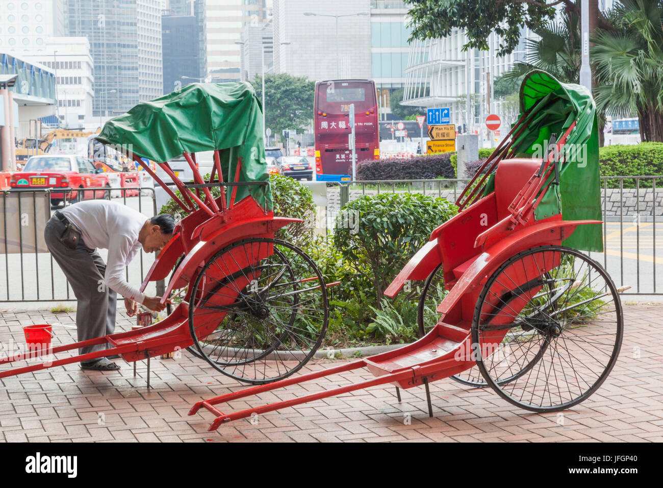 Chinese rickshaws hi-res stock photography and images - Alamy